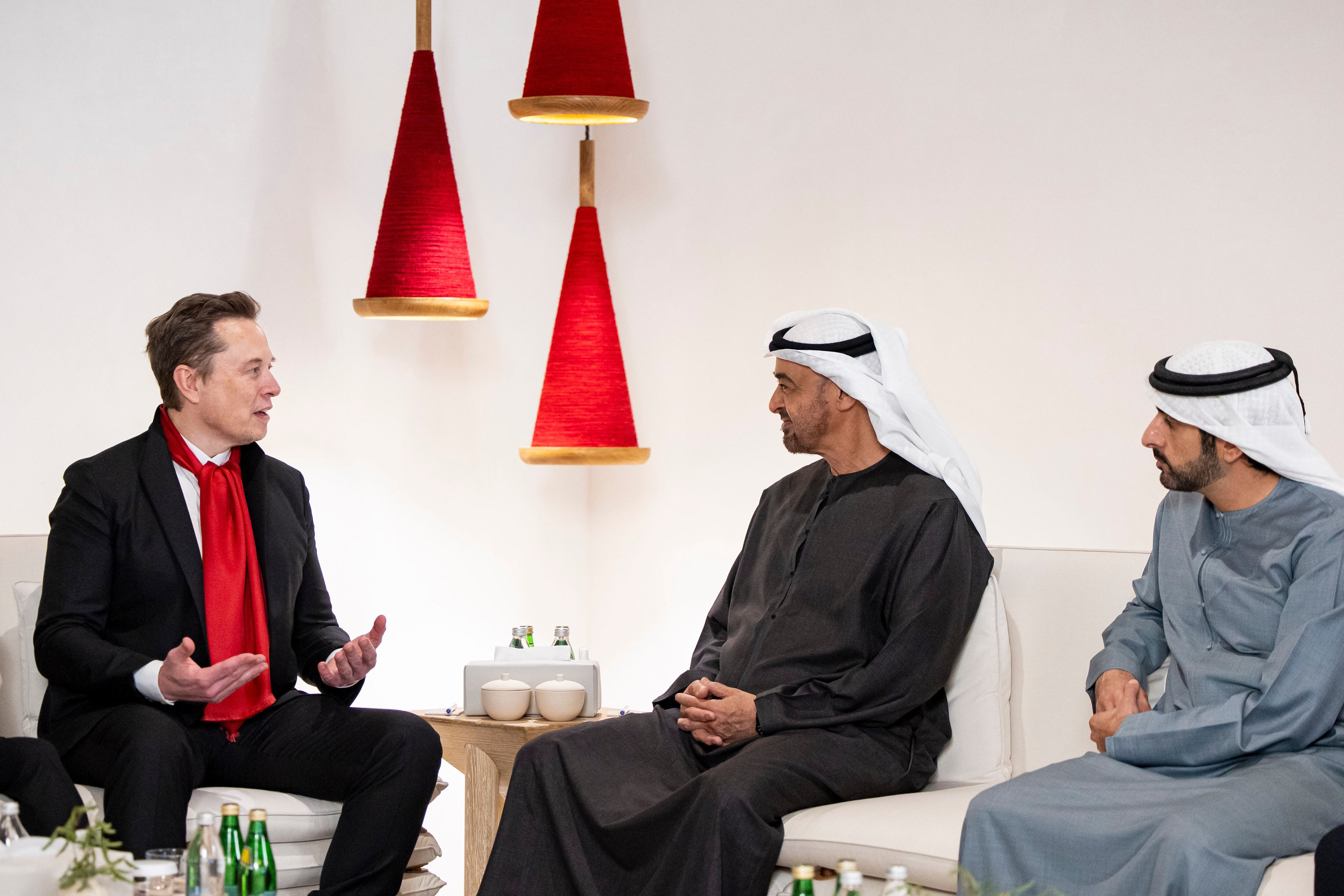 President Sheikh Mohamed and Elon Musk discuss advanced tech and AI ...