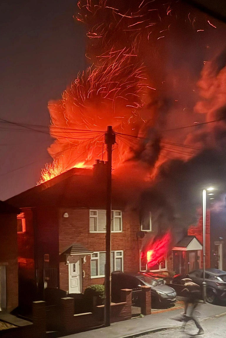 Neighbour saves family from Wigan house fire