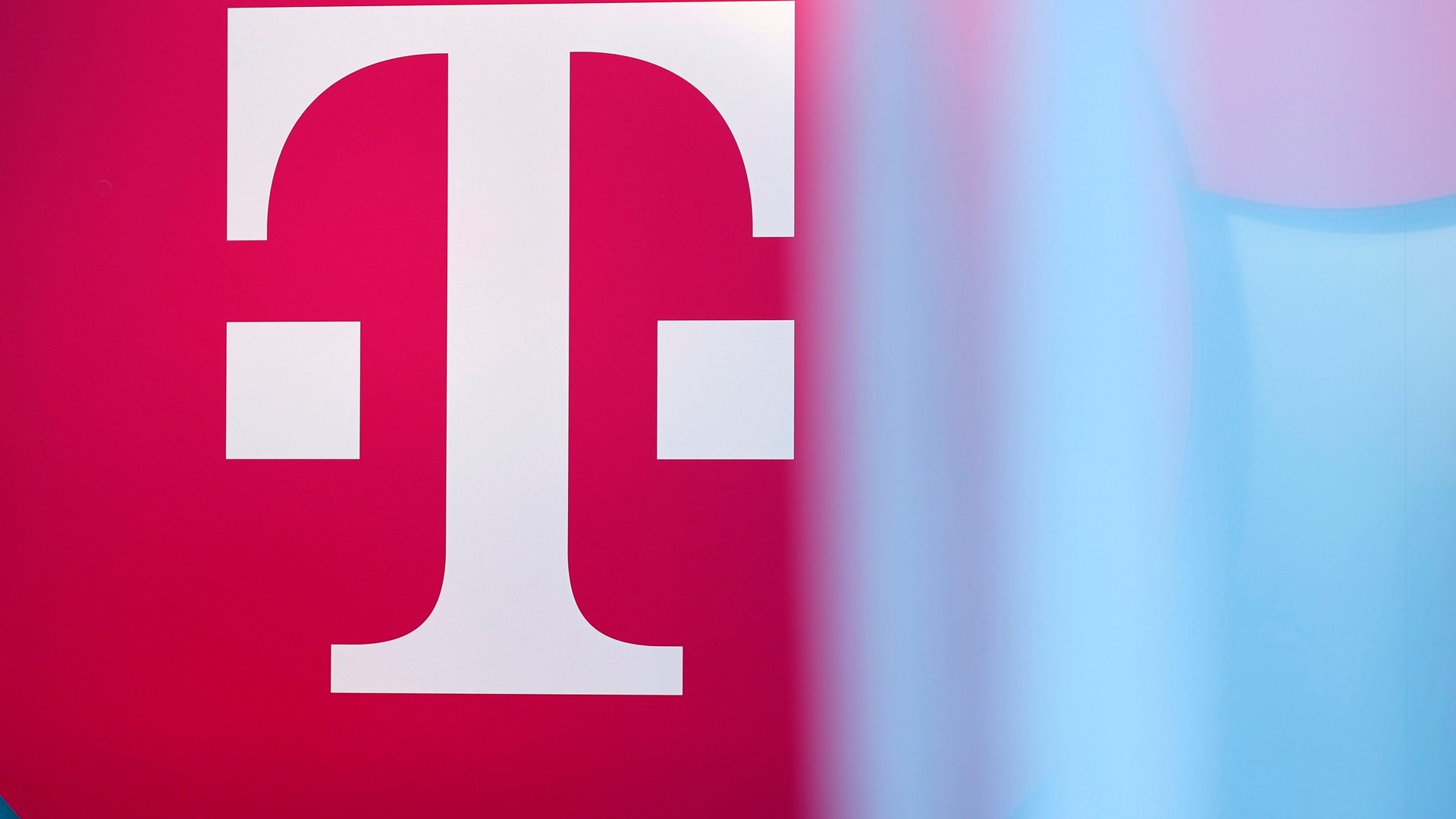Telekom nicht mehr Telekom? Neuer Schriftzug auf Handys irritiert Nutzer