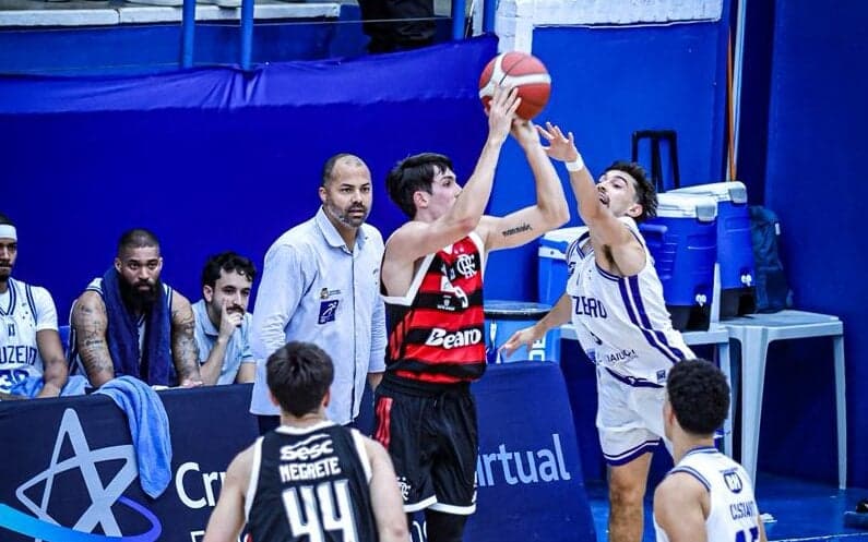Em atuação de altos e baixos, Flamengo supera Cruzeiro no NBB