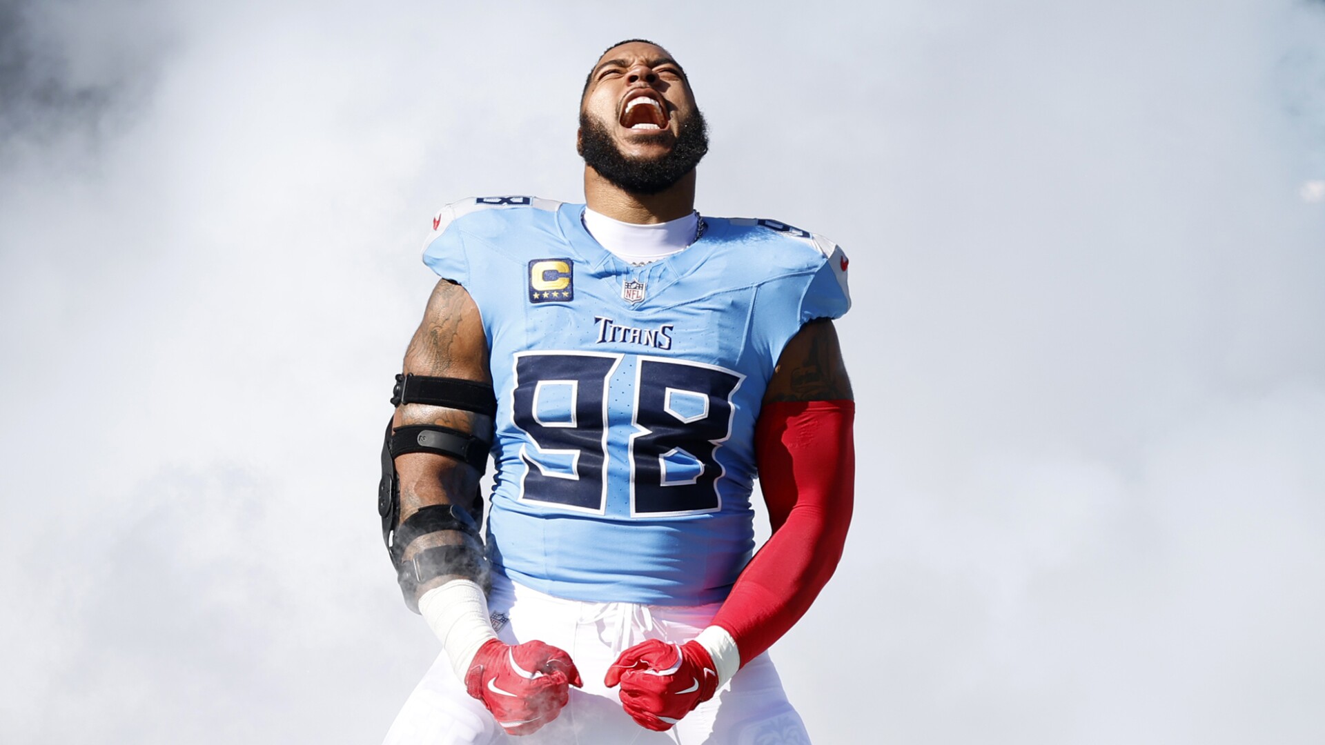 Jeffery Simmons tackles Kareem Hunt for safety, Titans lead Chiefs 2-0