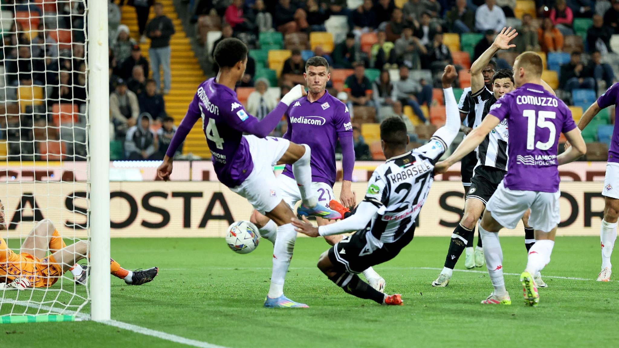 Serie A, alle 18 in campo Fiorentina-Udinese, poi Genoa-Atalanta ...