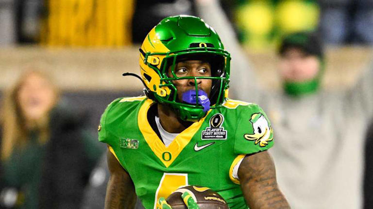 Oregon quarterback Dante Moore on 'Psycho' Dan Lanning
