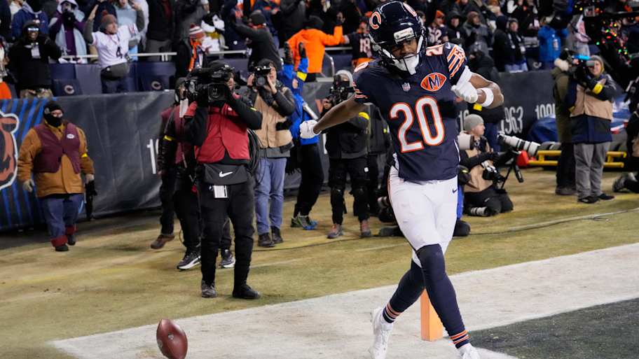 What Jahdae Walker's hug Bears play says for Ben Johnson's methods