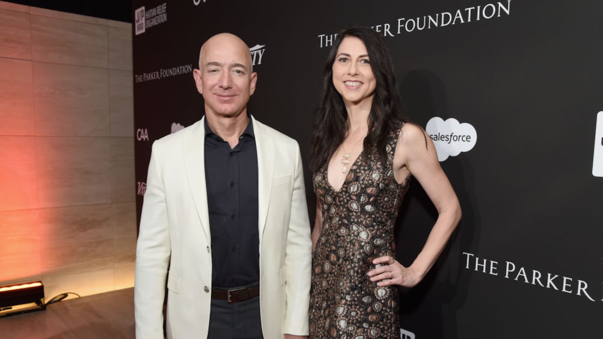 Jeff Bezos’ Ex-Frau MacKenzie Scott spendete im Jahr 2025 eine Rekordsumme