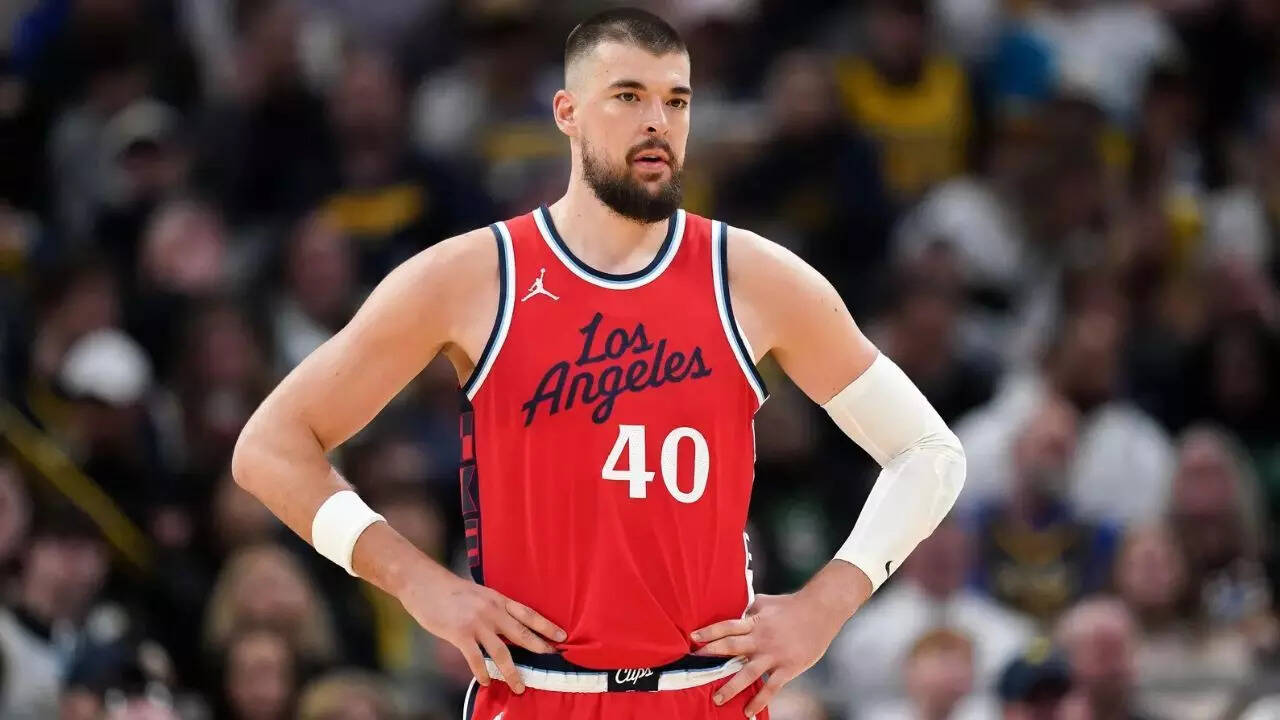 NBA injury update: Clippers’ 28-year-old center will miss several games ...