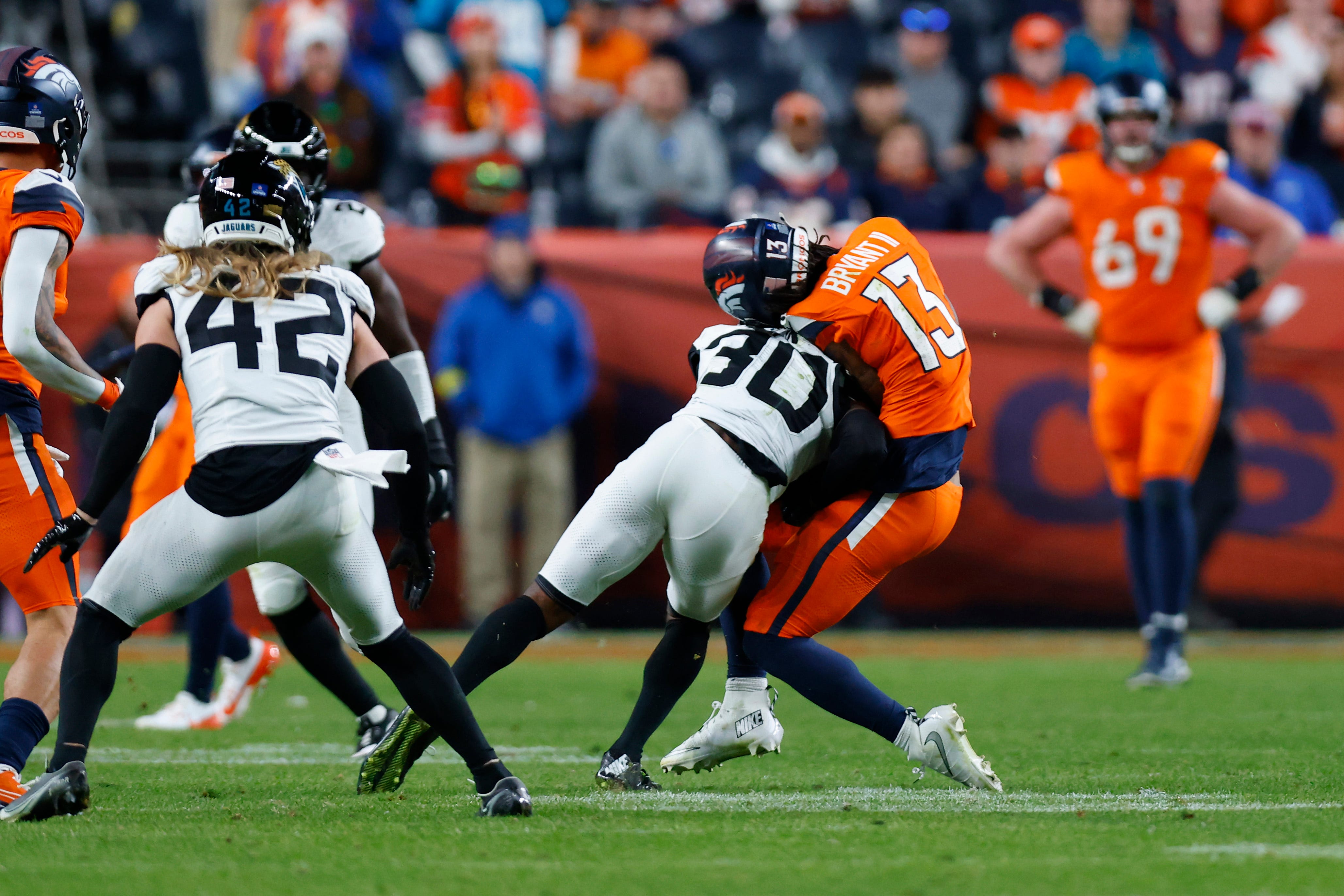 Bo Nix feels responsible for Pat Bryant's injury