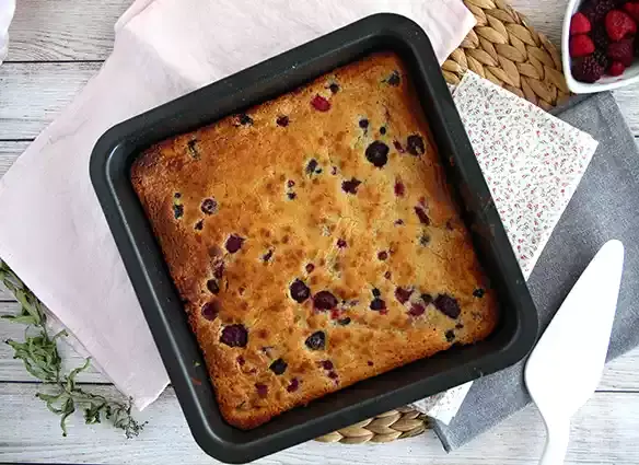 White chocolate blondie with red berries