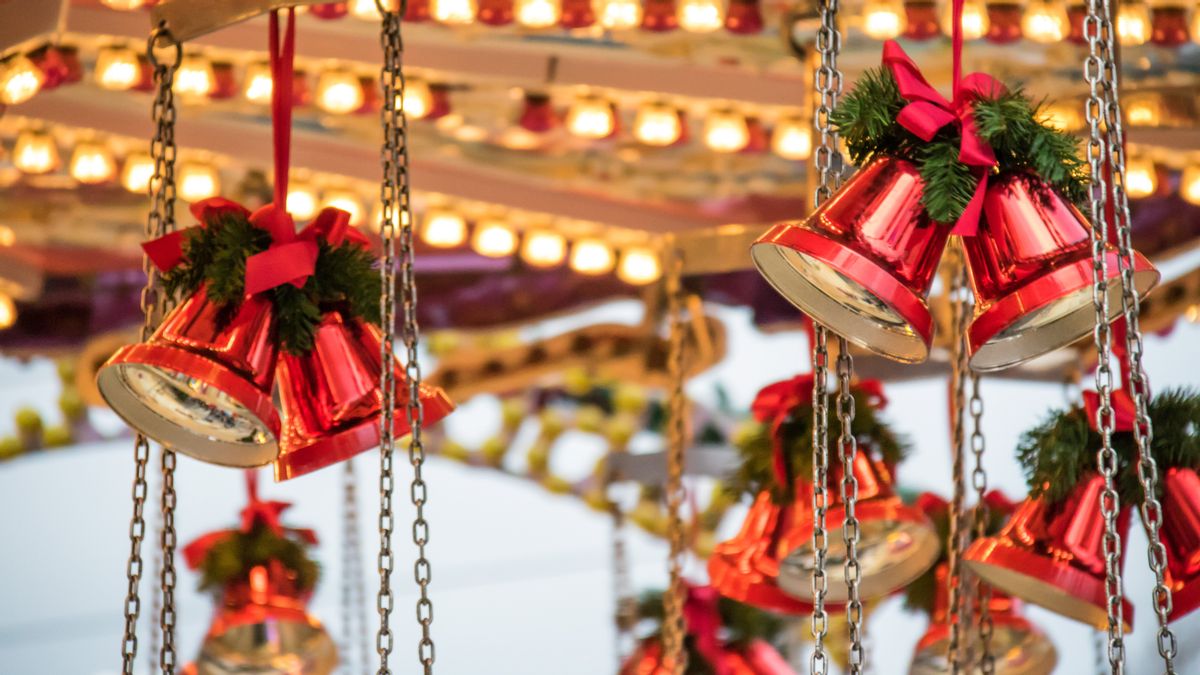 'Jingle Bells' wasn't originally a Christmas song. Here's its lesser ...