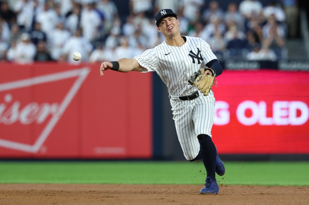 Yankees sign former Mets infielder Zack Short for depth while facing ...