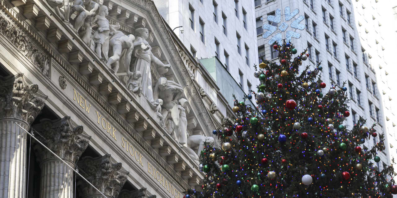 US stock futures rise as investors hold out hope for a Christmas rally