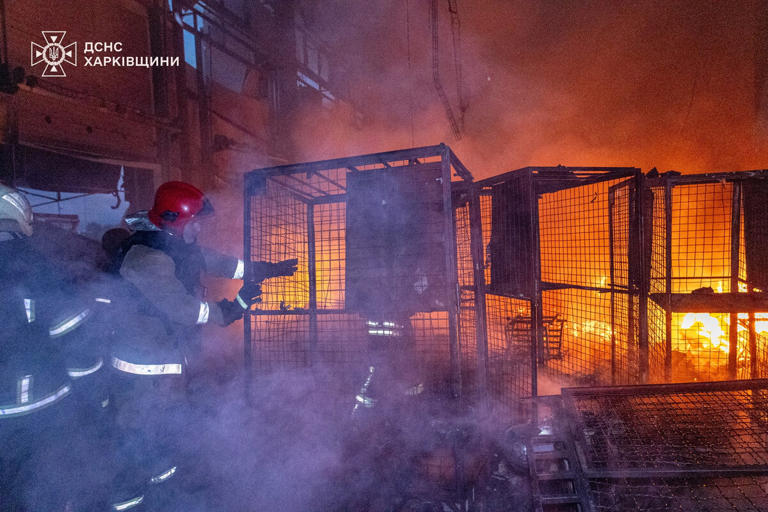 White House responds to possibility of Trump-Putin-Zelensky meeting ...