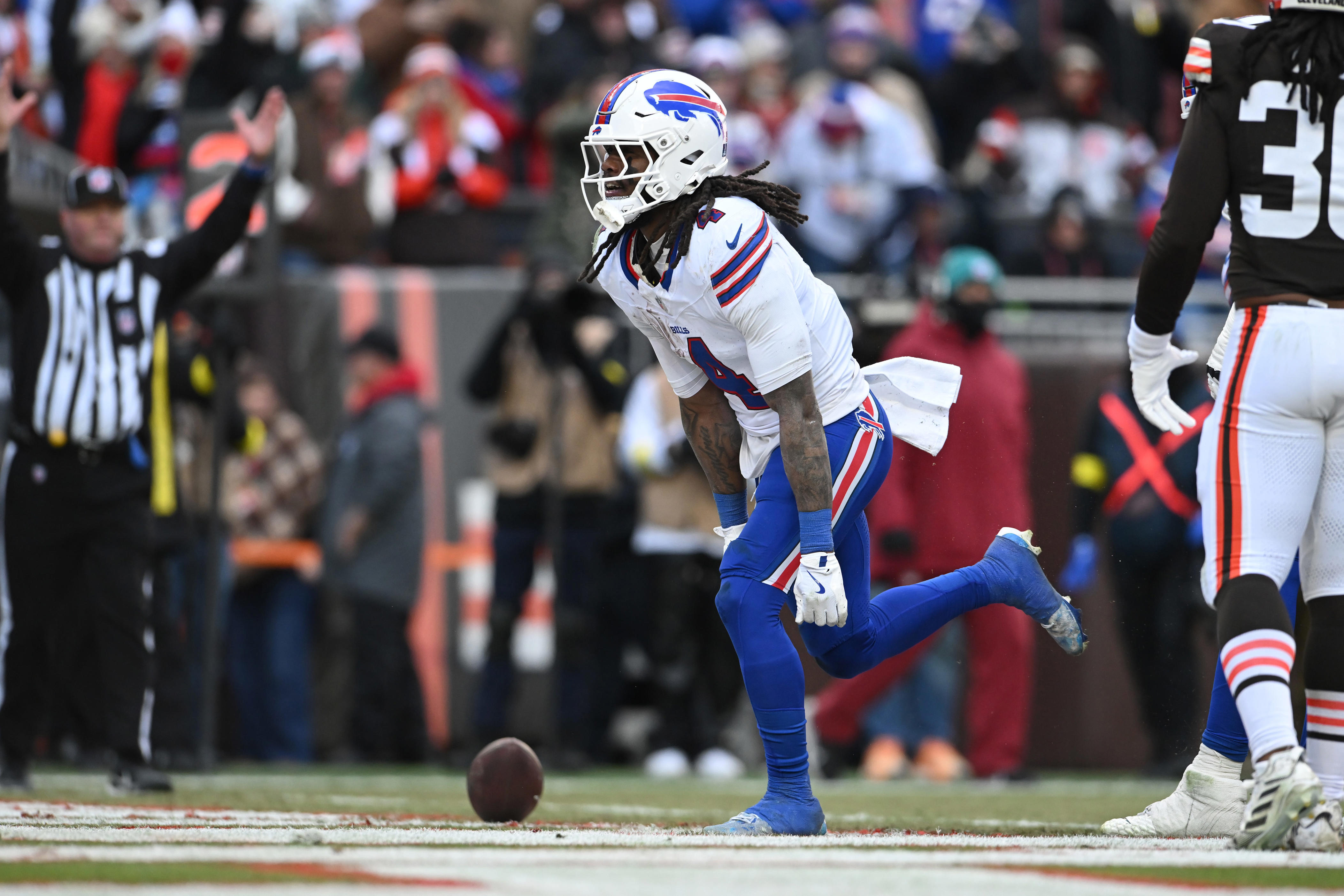 Bills hold off Browns for win in Cleveland