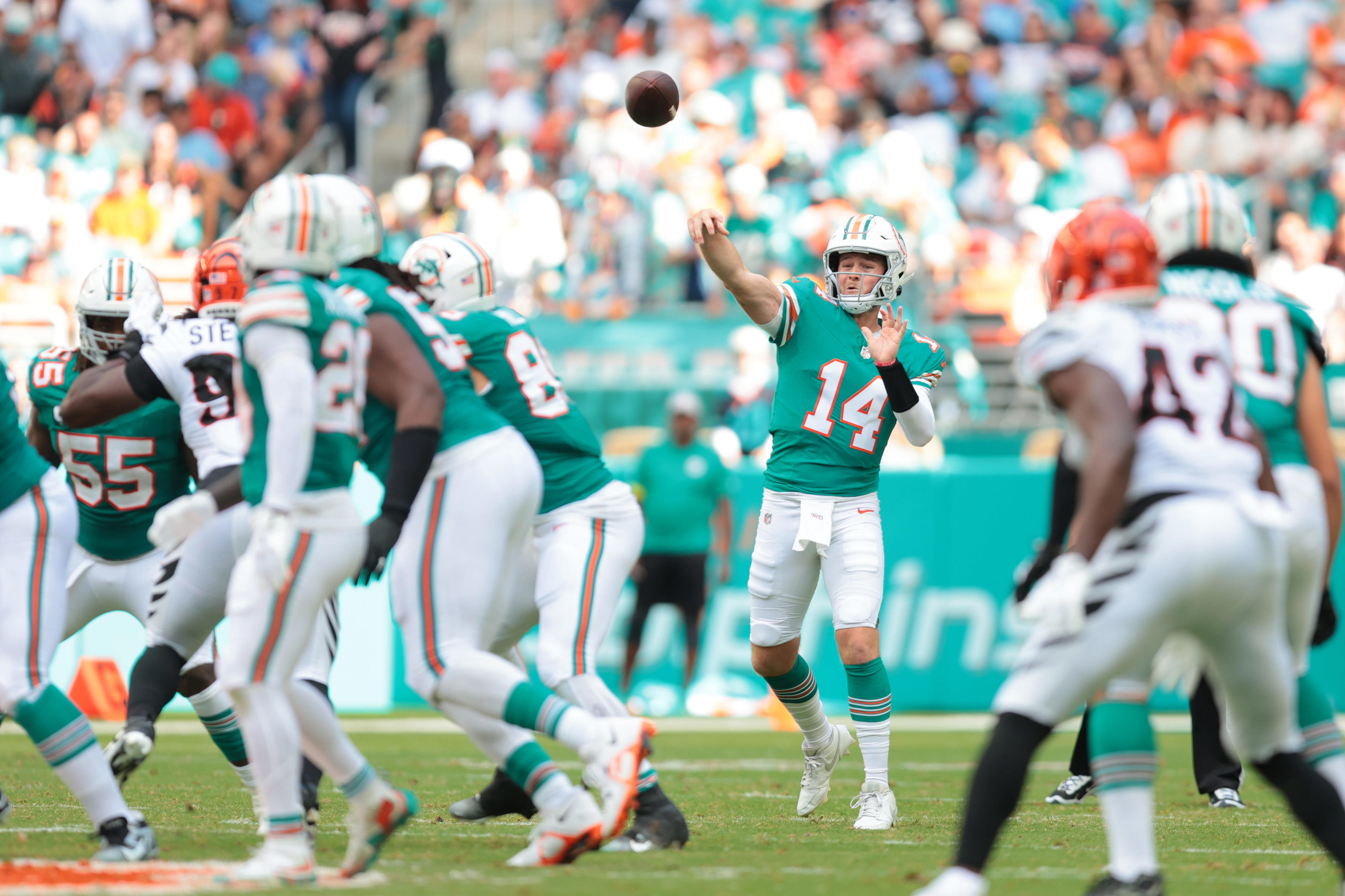 Mike McDaniel evaluates Dolphins QB Quinn Ewers' first career start