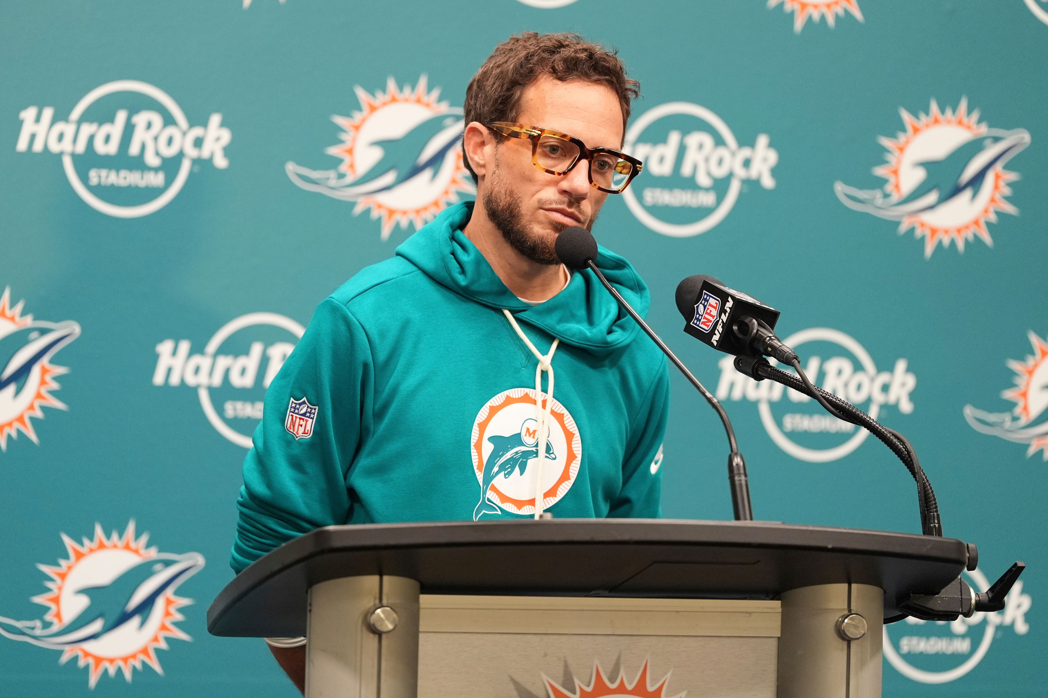 Dolphins' Mike McDaniel declines to discuss his future after another ...
