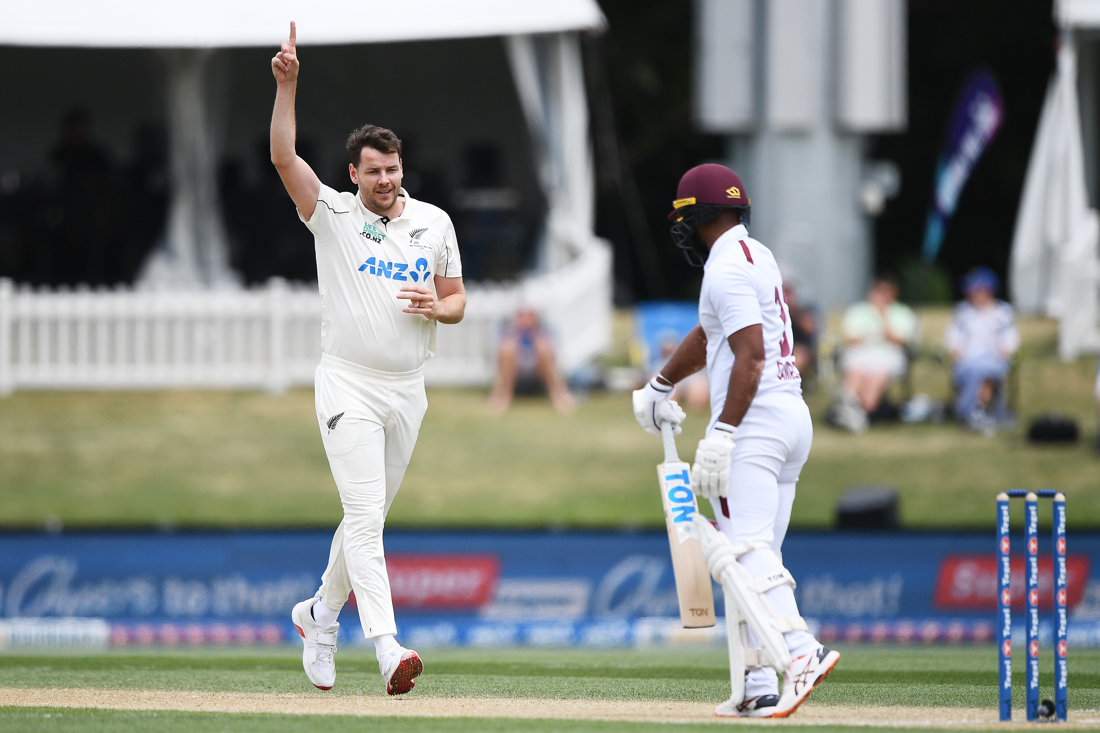 New Zealand takes 5 wickets early on day 5, closes in on victory over ...
