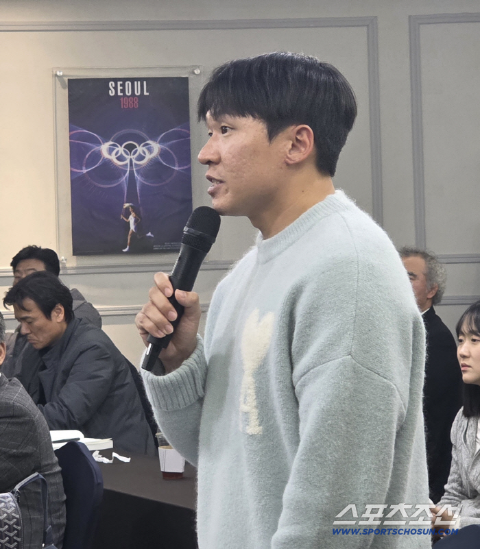 The minimum academic background X prohibition of sports during the week ...