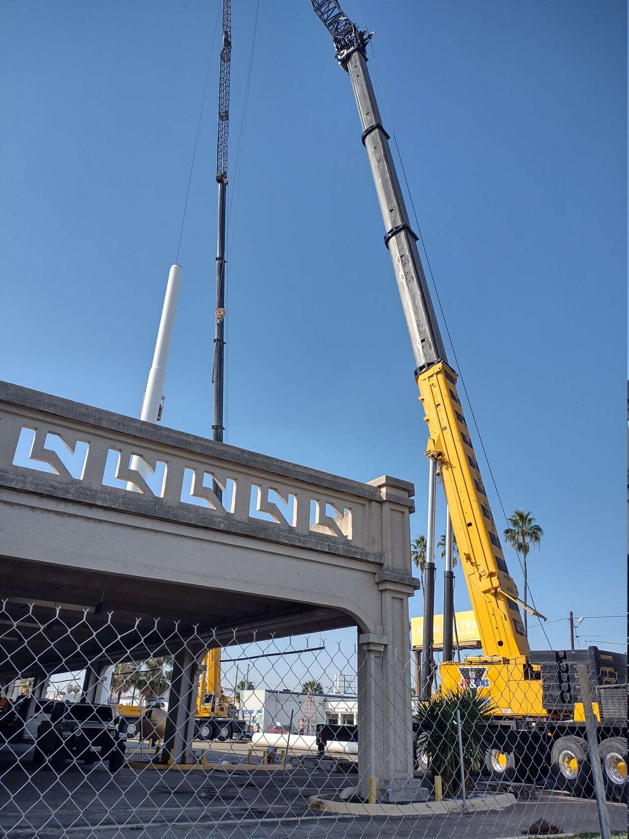 New landmark flagpole proposed near Juarez-Lincoln International Bridge