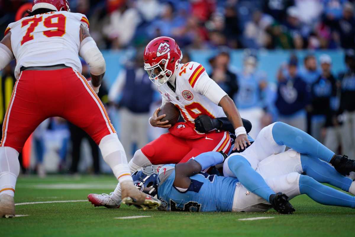 Chiefs quarterback Chris Oladokun got the best kind of congratulations ...