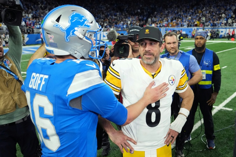 Steelers beat Lions in 'chaos' as three NFL teams book playoffs