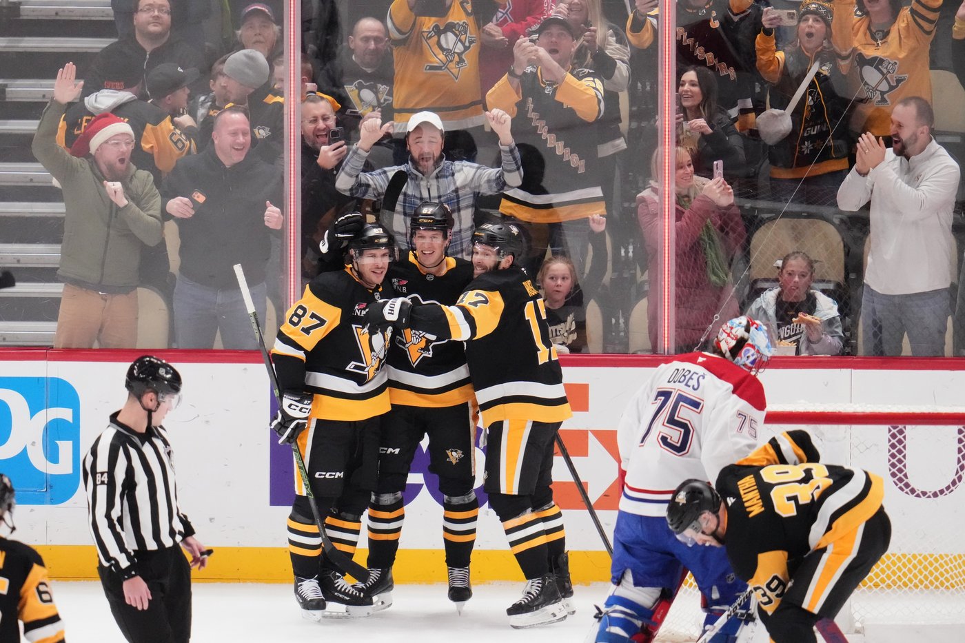 Sidney Crosby dépasse Mario Lemieux dans un gain de 4-3 des Penguins ...