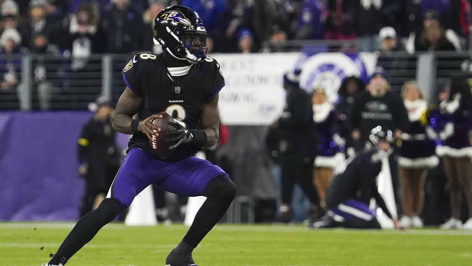 Ravens’ Lamar Jackson doesn’t practice again ahead of Packers game