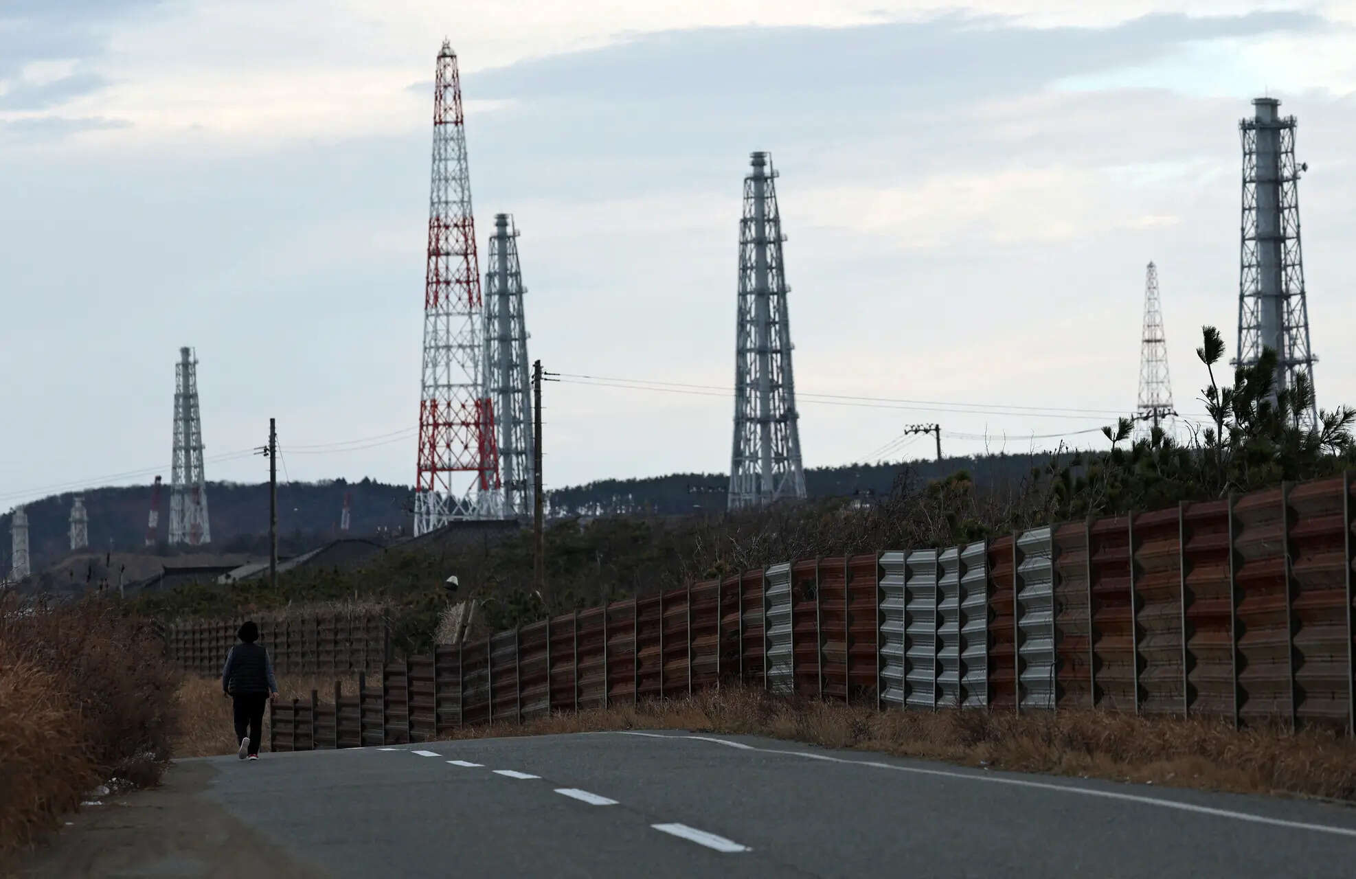 Japan to restart biggest nuclear plant