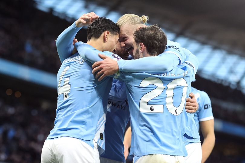 Man City star explains 'big difference' in Premier League title race ...