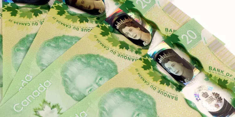 Canada faces unprecedented surge in compelling fake notes as organized ...