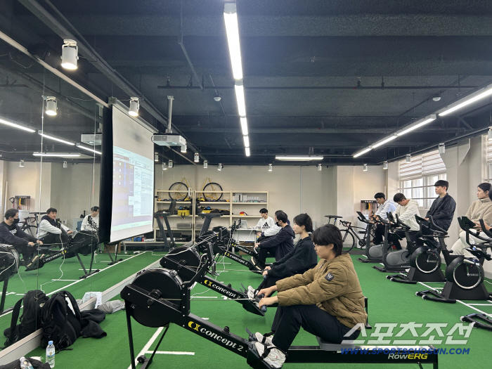 Closed school → A good example of the future school sports mecca ...