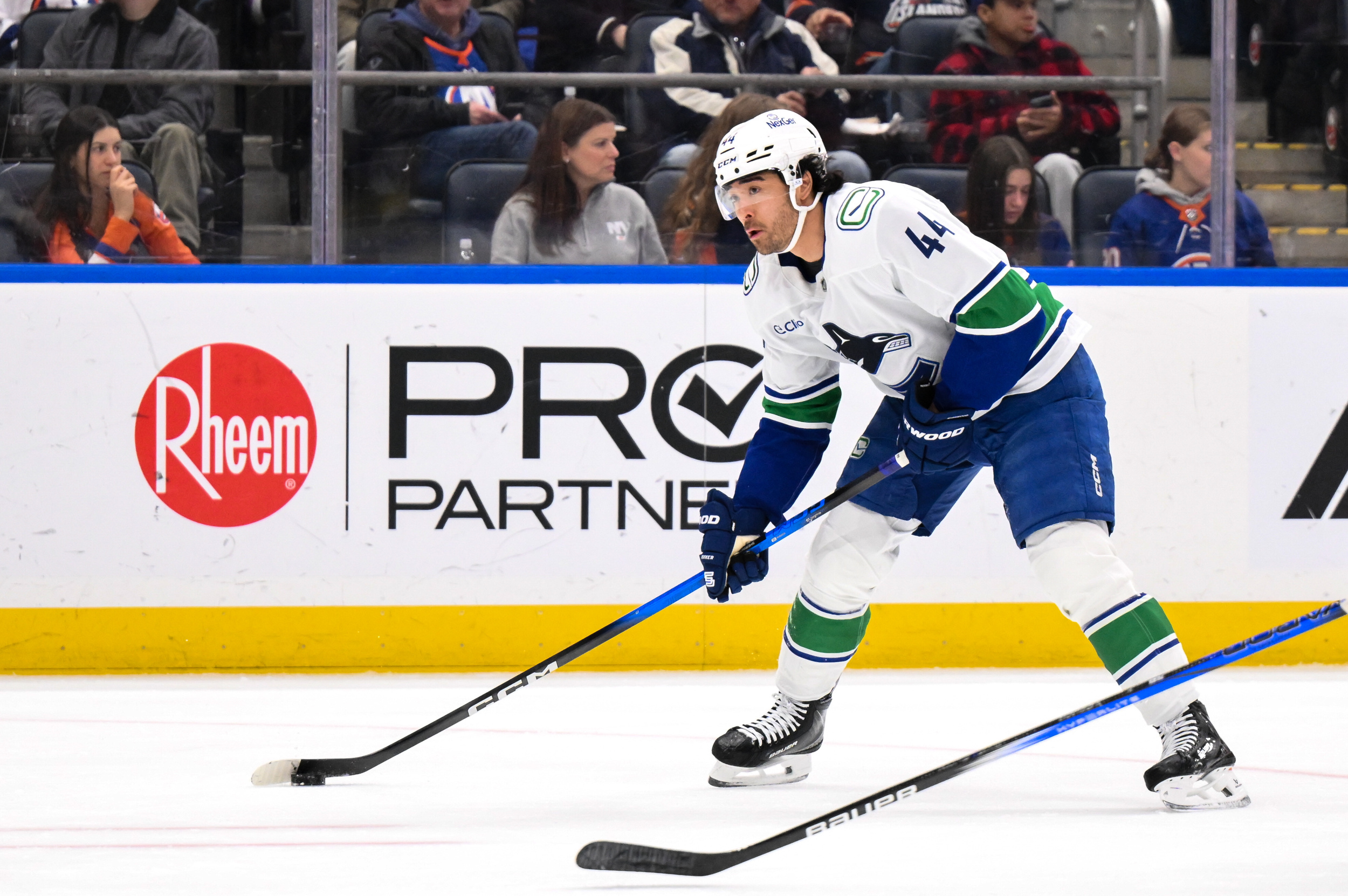 Is Canucks Kiefer Sherwood really worth a first-round pick?