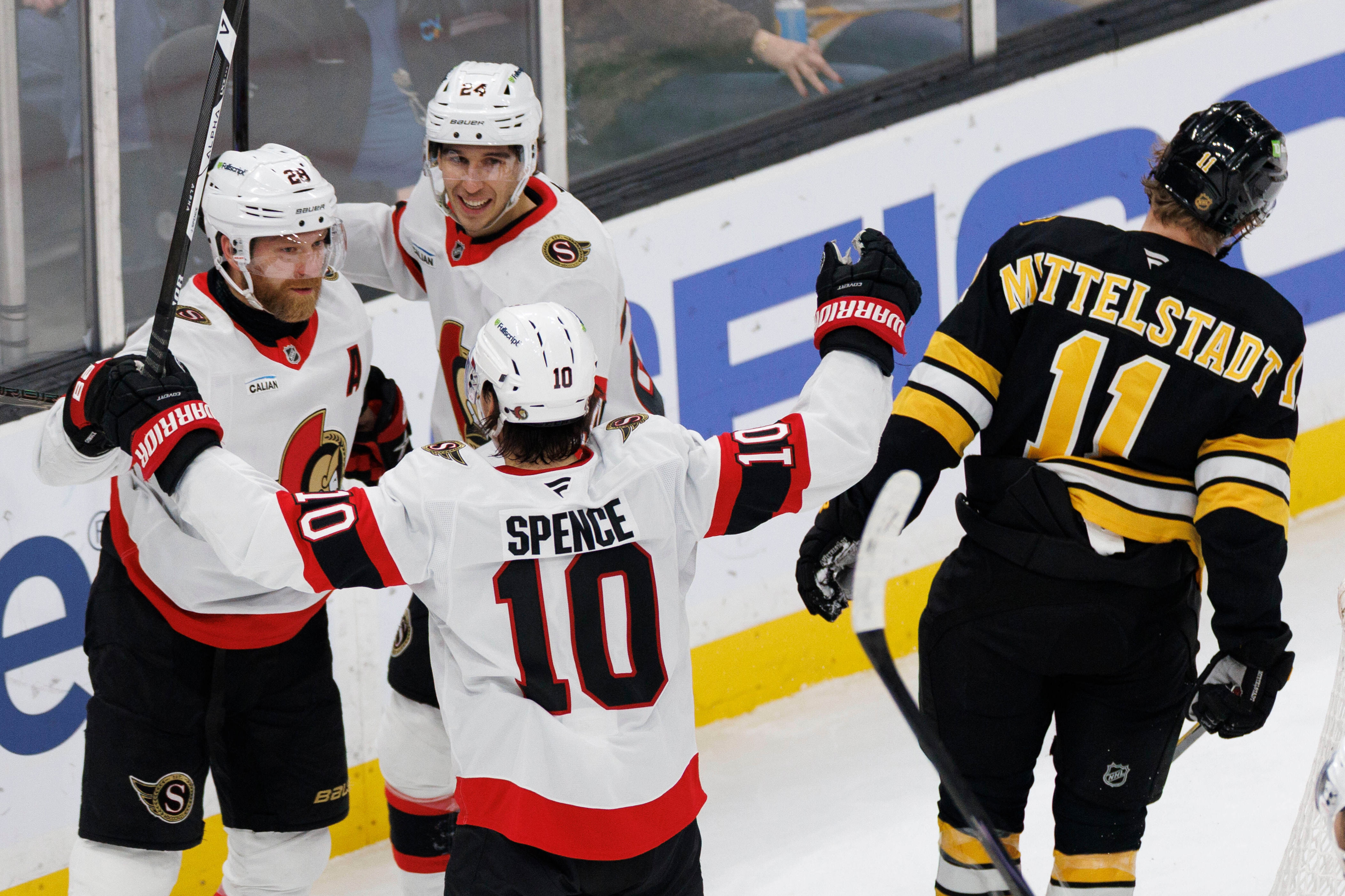 Fabian Zetterlund scores 2 as Senators beat Bruins 6-2 for 4th straight win