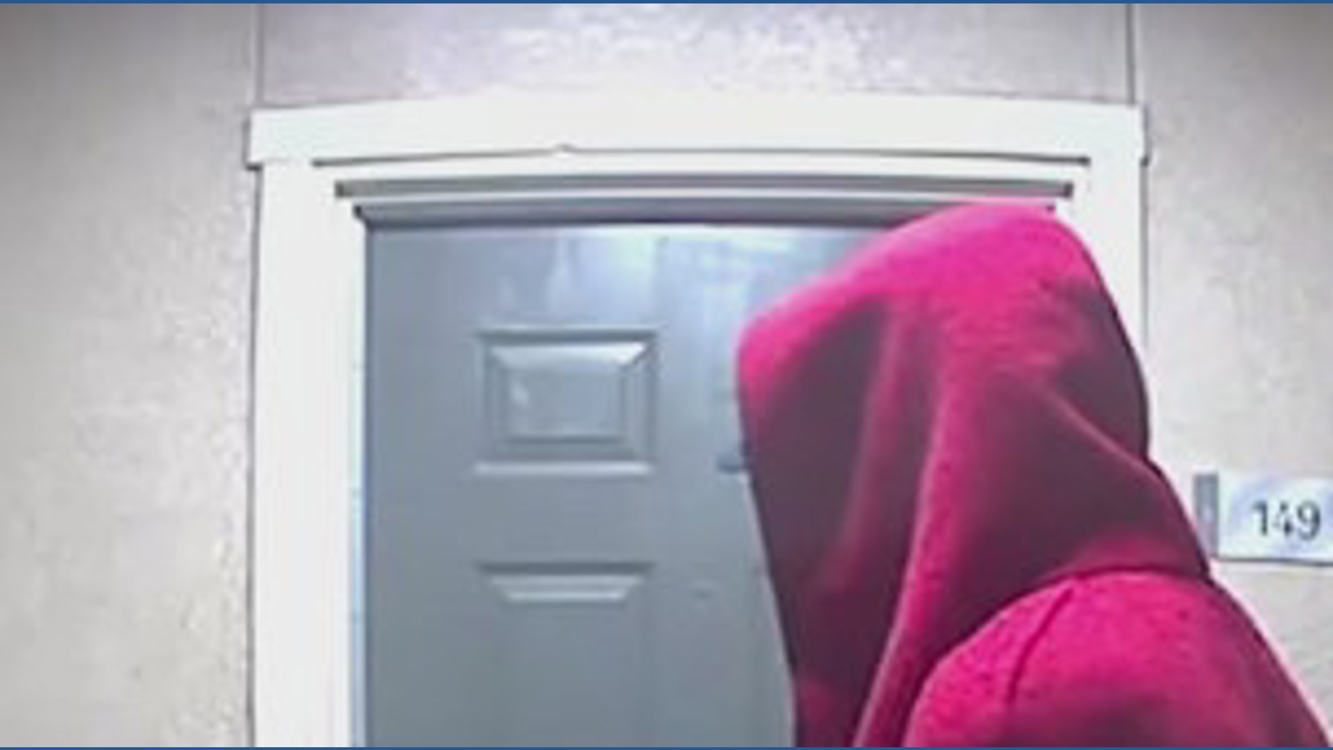 Burglary caught on camera in North Dallas