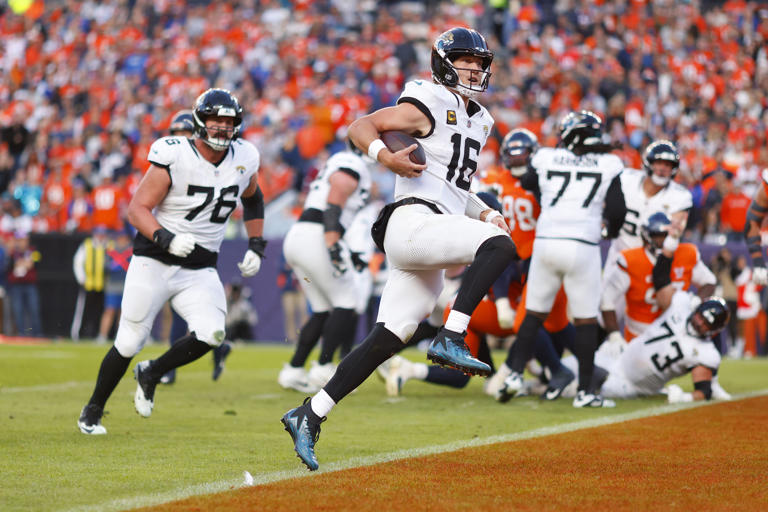 Trevor Lawrence, Jaguars steamroll Denver defense to snap 11-game ...