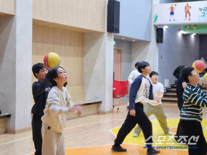 Closed school → A good example of the future school sports mecca ...