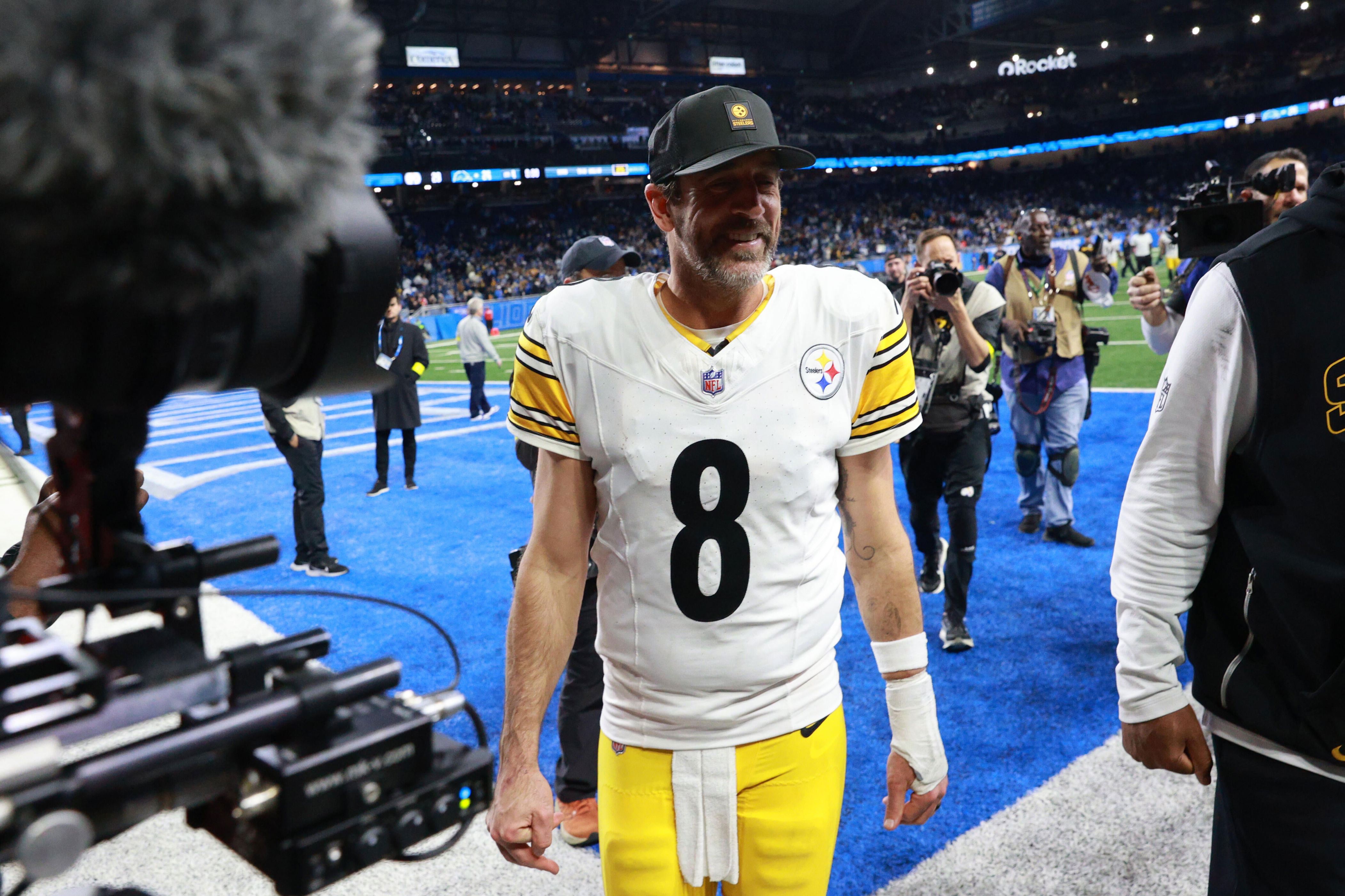 What happened on final play in Steelers' chaotic 29-24 road win over ...