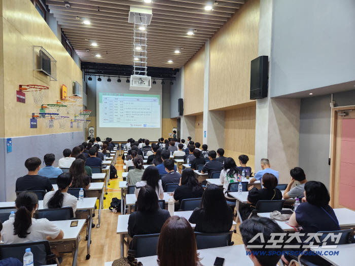 Closed school → A good example of the future school sports mecca ...
