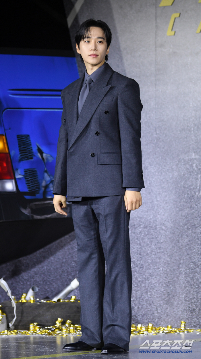 Lee Junho, perfect visual