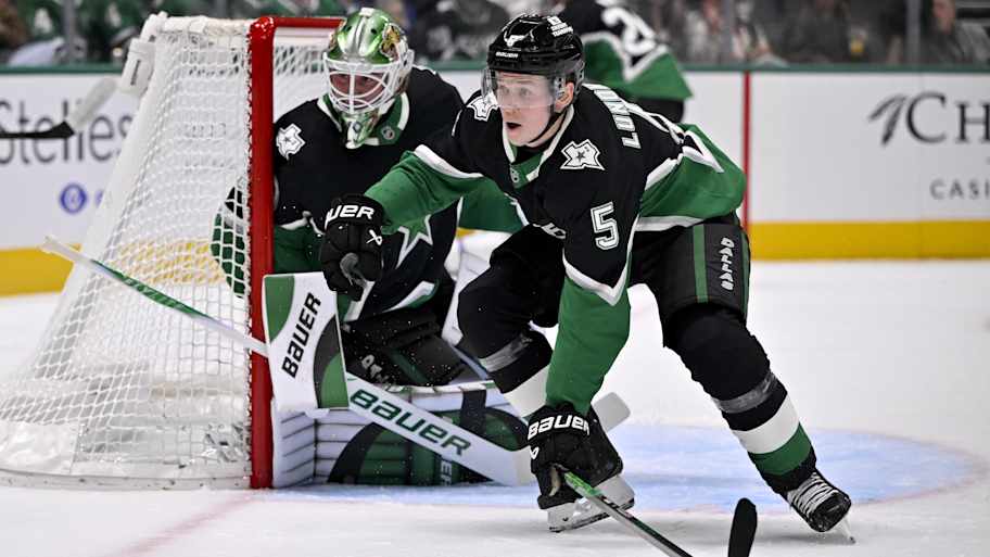 Jake Oettinger gives the Toronto Maple Leafs a lump of coal for Christmas