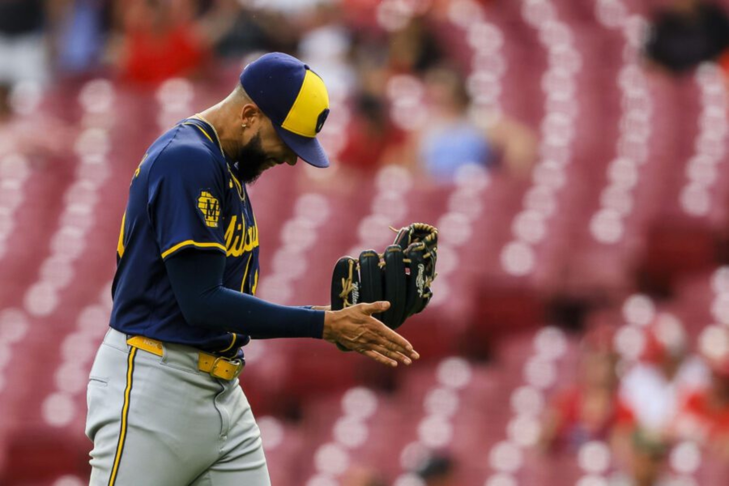 Former Brewers closer Devin Williams drawing harsh clubhouse criticism