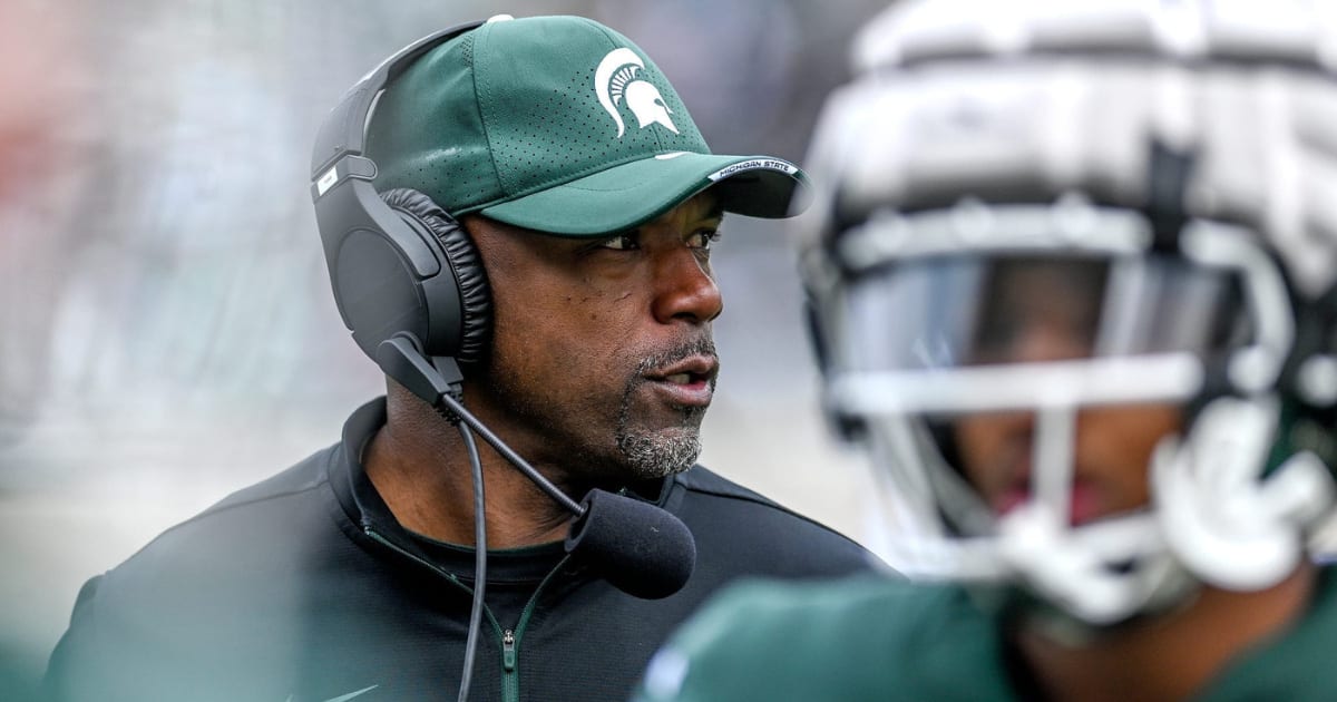 Michigan State to retain wide receivers coach Courtney Hawkins