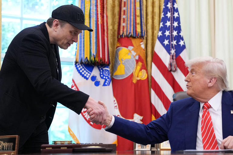 Musk reveals what's next for DOGE in joint press conference with Trump