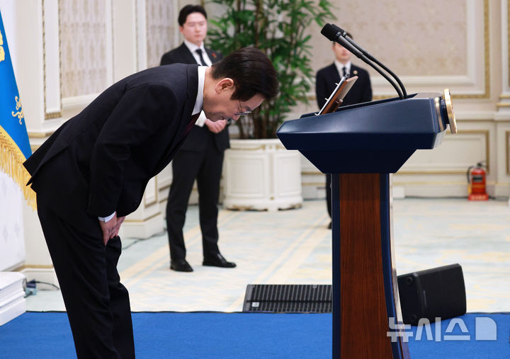 이 대통령, 대한노인회 초청 오찬…"韓 초고령사회 진입, 어른신 정책이 곧 국민 정책"(종합)