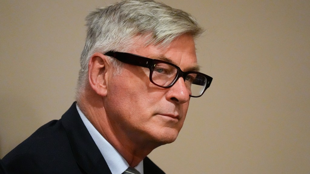 Alec Baldwin says he had suicidal thoughts after charges were filed in ...