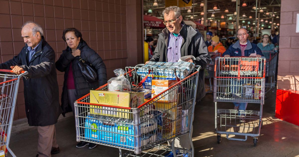 Costco's holiday schedule could affect customers relying on last-minute ...