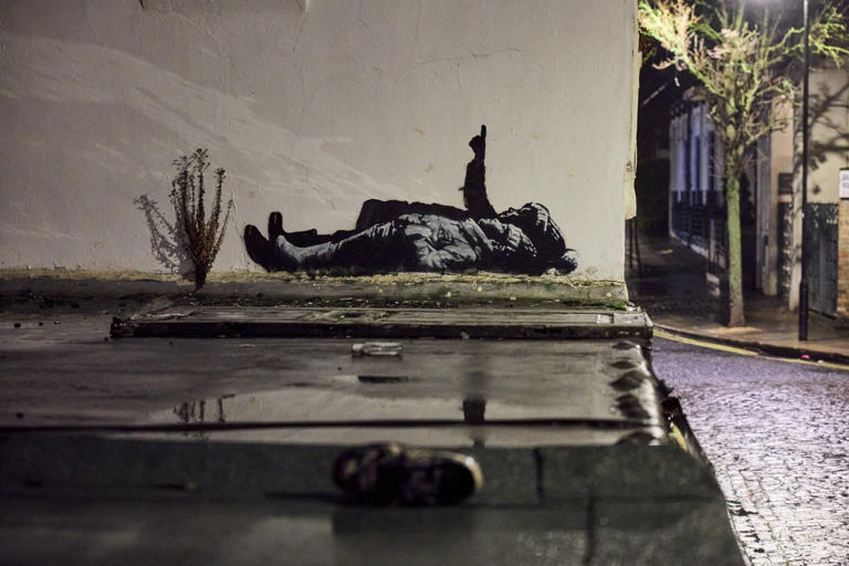 Banksy confirms new stargazing artwork in Bayswater