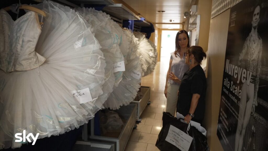 Sky racconta 'Il sogno bianco': dentro il Lago dei cigni alla Scala