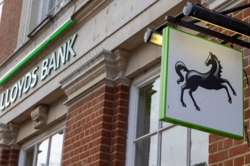 Lloyds Bank issues warning after customers lose £436 from accounts