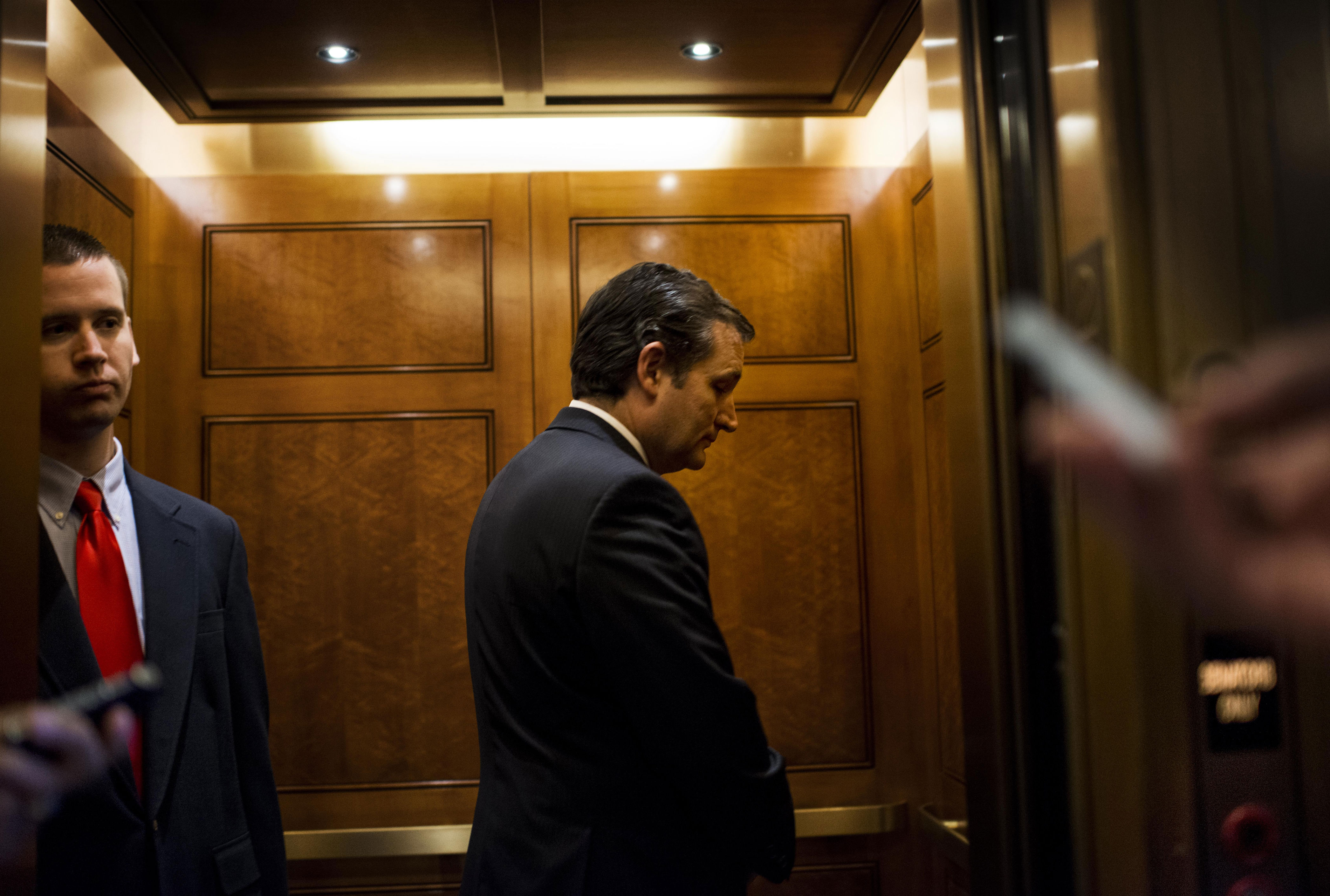 Ted Cruz weighs another presidential run, setting up clash with Vance