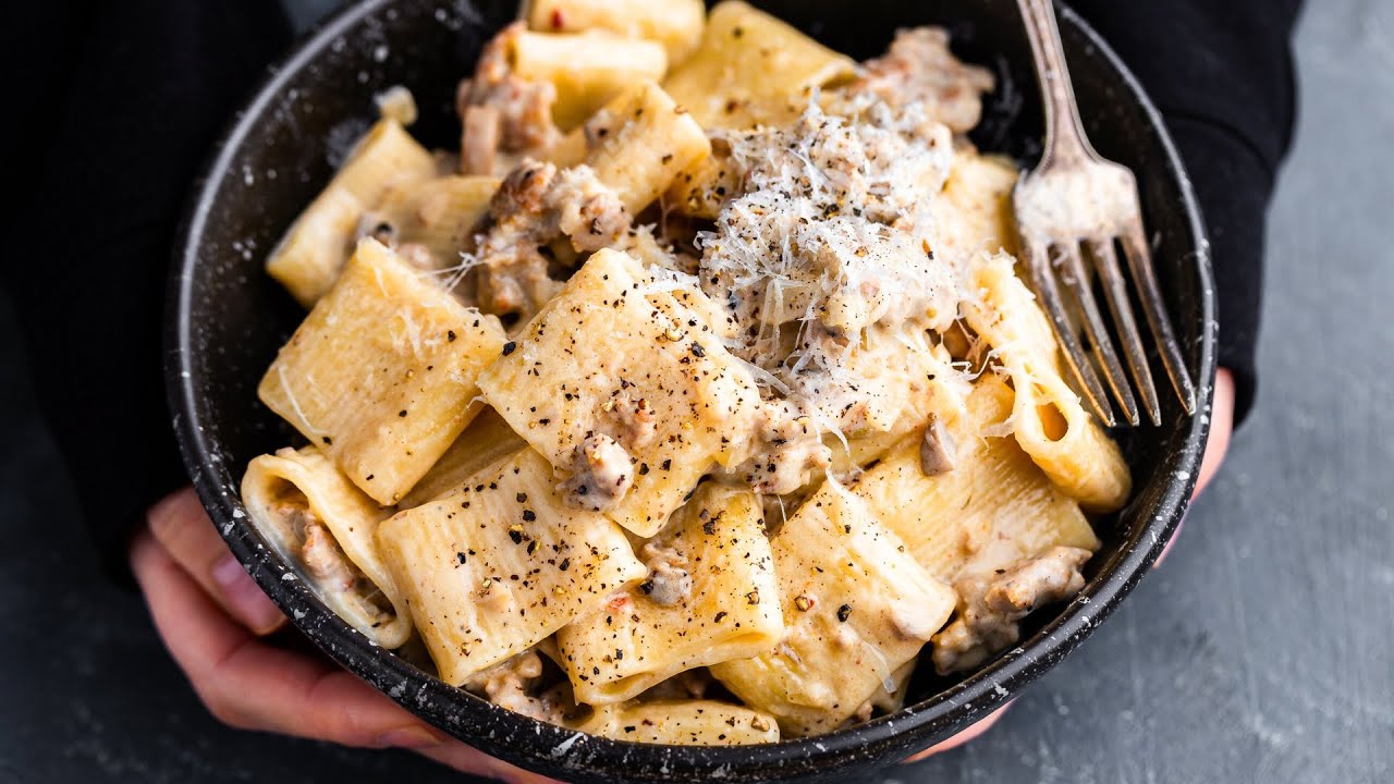 This creamy sausage pasta might be Italy’s best-kept secret